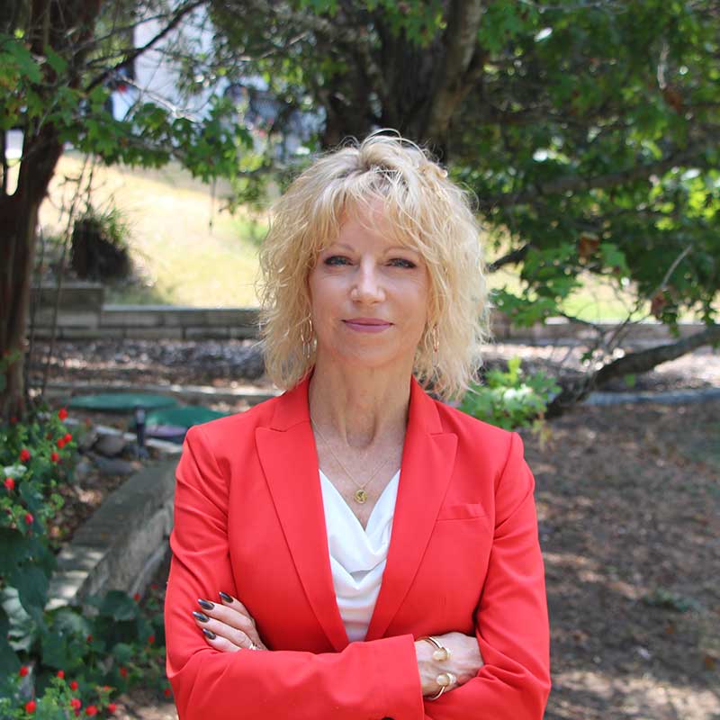 Lori Martin Bio - Premium Magic Network Lori Martin Bio - Premium Magic Network
